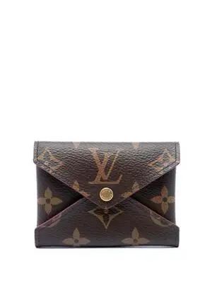 LOUIS VUITTON 2019 Monogram Kirigami Card Holder - Brown