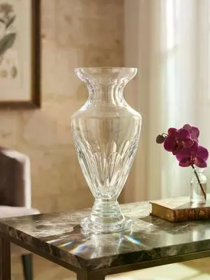 COLLEVILCA Tulipano Fluted Crystal Vase - White