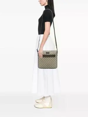 Gucci 2016-2026 Gg Supreme Crossbody Bag - Neutrals
