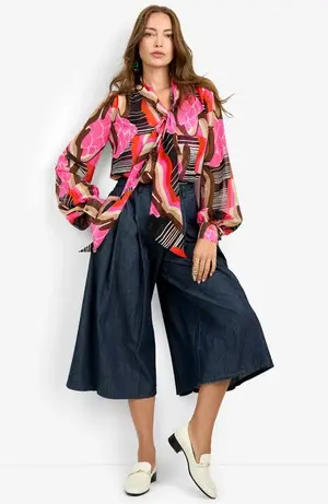 Trina Turk Pienza Printed V-neck Tie Neck Long Sleeve Blouse