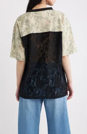 GOLDEN HOUR Camouflage Lace V-neck T-shirt