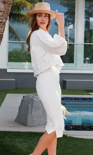 Generation Love Rosina Crepe Capri Pants