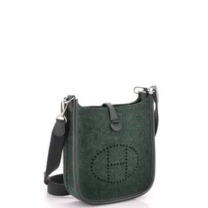 Hermès Evelyne Bag Gen Iii Felt Tpm