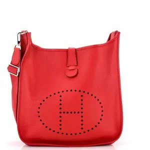 Hermès Evelyne Bag Gen Iii Clemence Gm - Red