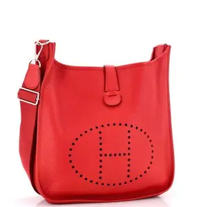 Hermès Evelyne Bag Gen Iii Clemence Gm - Red