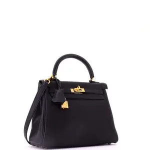 Hermès Kelly Handbag Togo With Gold Hardware 25 - Black