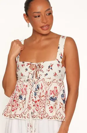 PETAL & PUP Ronnie Top With Square Neck And Front Tie Detail - Cream