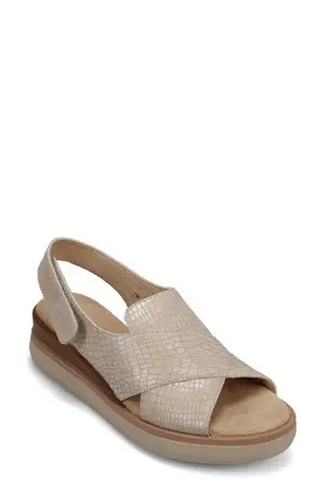 Vaneli Hydra Platform Sandals - Champagne
