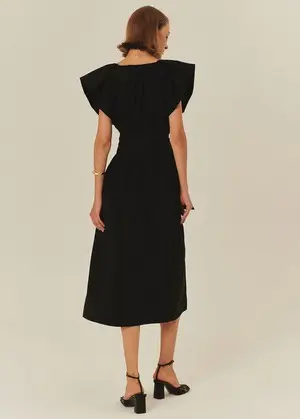 EXQUISE Sabrina Midi Dress With V-neck And Belt