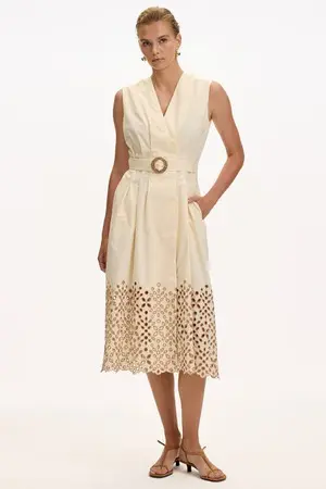 EXQUISE Sleeveless V-neck Belted Midi Dress