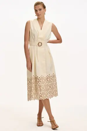 EXQUISE Sleeveless V-neck Belted Midi Dress