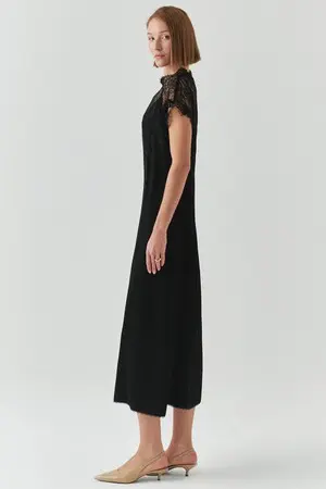 EXQUISE Iyla Crew Neck Midi Dress