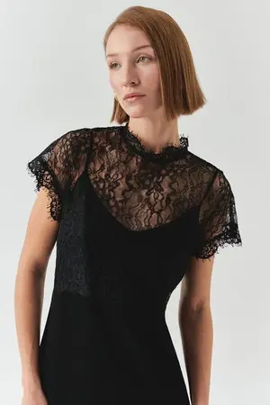 EXQUISE Iyla Crew Neck Midi Dress