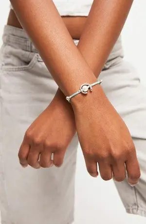 UNODE50 Silk-style Thread Bracelet With Pearl Shell Detail
