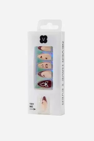 NEVER HAVE I EVER SHOP Cherry Cola Almond Press On Nails - Red