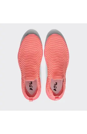 Apl Techloom Traveler Sneaker