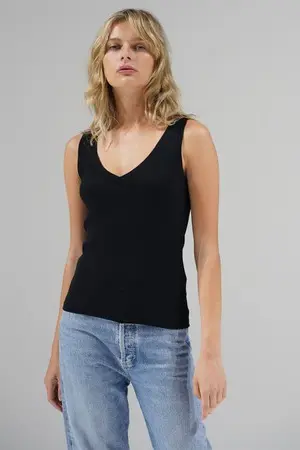 Lna V Slim Ribbed Tank Black
