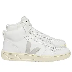 VEJA V-15 Leather
