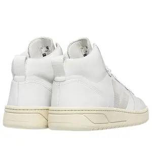 VEJA V-15 Leather