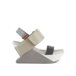United Nude Delta Wedge Sandal Neutrals - Black