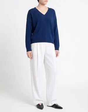 Alpha Studio Cashmere V-neck Sweater