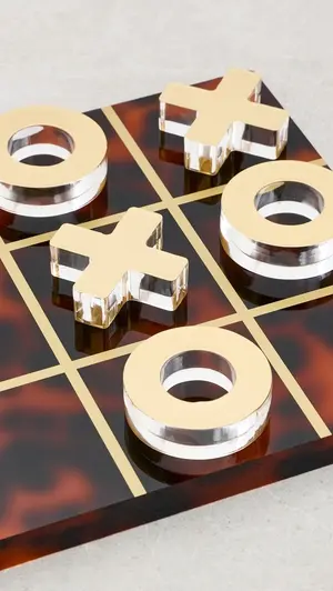 TIZO DESIGN Lucite Tortoise Tic Tac Toe Set