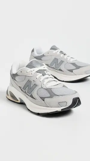NEW BALANCE 2010 Sneakers