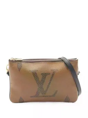 LOUIS VUITTON 2021 Pochette Monogram Giant Double Zip Shoulder Bag