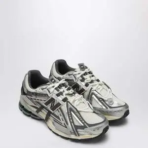 NEW BALANCE 1906a Sneakers - Metal