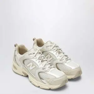 NEW BALANCE 530 Sneakers - Beige