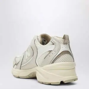 NEW BALANCE 530 Sneakers - Beige