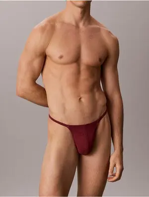 Calvin Klein Sculpt Lace String Thong - Established Red