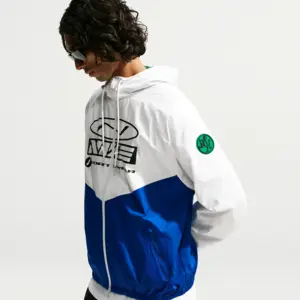 Nike Windrunner Storm-fit Graphic Jacket