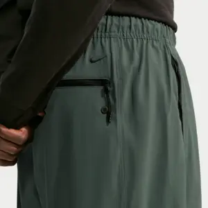 Nike Tech Helios Dri-fit Pants