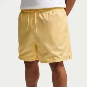 Nike Club Woven Flow Shorts