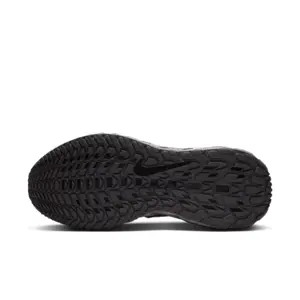 Nike Ava Edge Athletic Shoes - Black