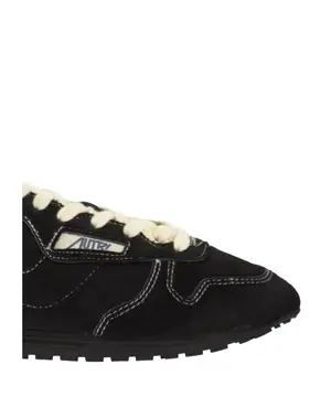AUTRY Textured Low-top Sneakers