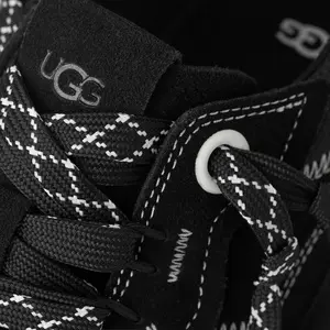 UGG Round-toe Low-top Sneakers