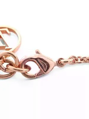LOUIS VUITTON Essential V Necklace