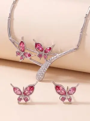MODENAIRE Butterfly Necklace And Earrings Set