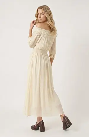 MODENAIRE Off-shoulder Crochet Top And Maxi Skirt Set