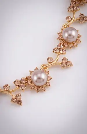 MODENAIRE Pearl And Crystal Floral Necklace And Earrings Set