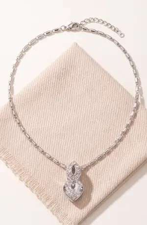 MODENAIRE Crystal Heart Pendant Necklace