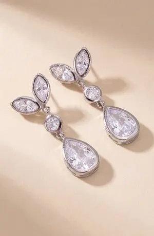 MODENAIRE Crystal Leaf-inspired Drop Earrings