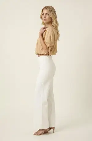 MODENAIRE Puff Sleeve Top With Gathered Neckline