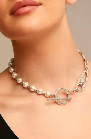 UNODE50 Sterling Plated Necklace With Pearls