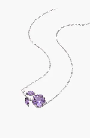 MODENAIRE Crystal Daisy Flower Pendant Necklace