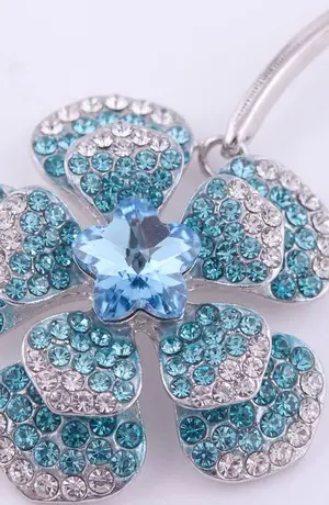 MODENAIRE Crystal Flower Blossom Bracelet