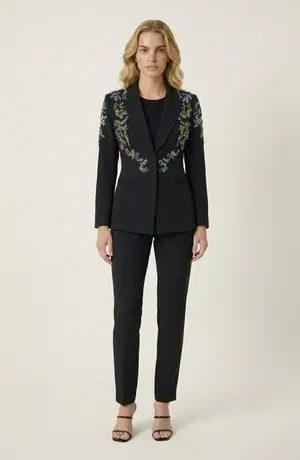 MODENAIRE Embellished Beaded Blazer