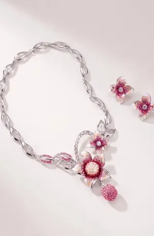 MODENAIRE Flower Necklace And Earrings Set